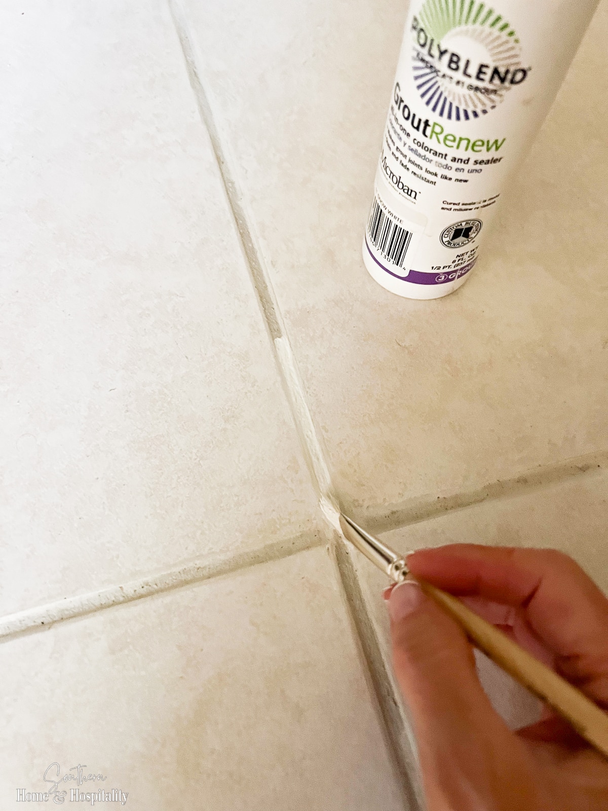 How to Restore Dirty Tile Grout with Grout Colorant (Polyblend Grout Renew Tutorial)