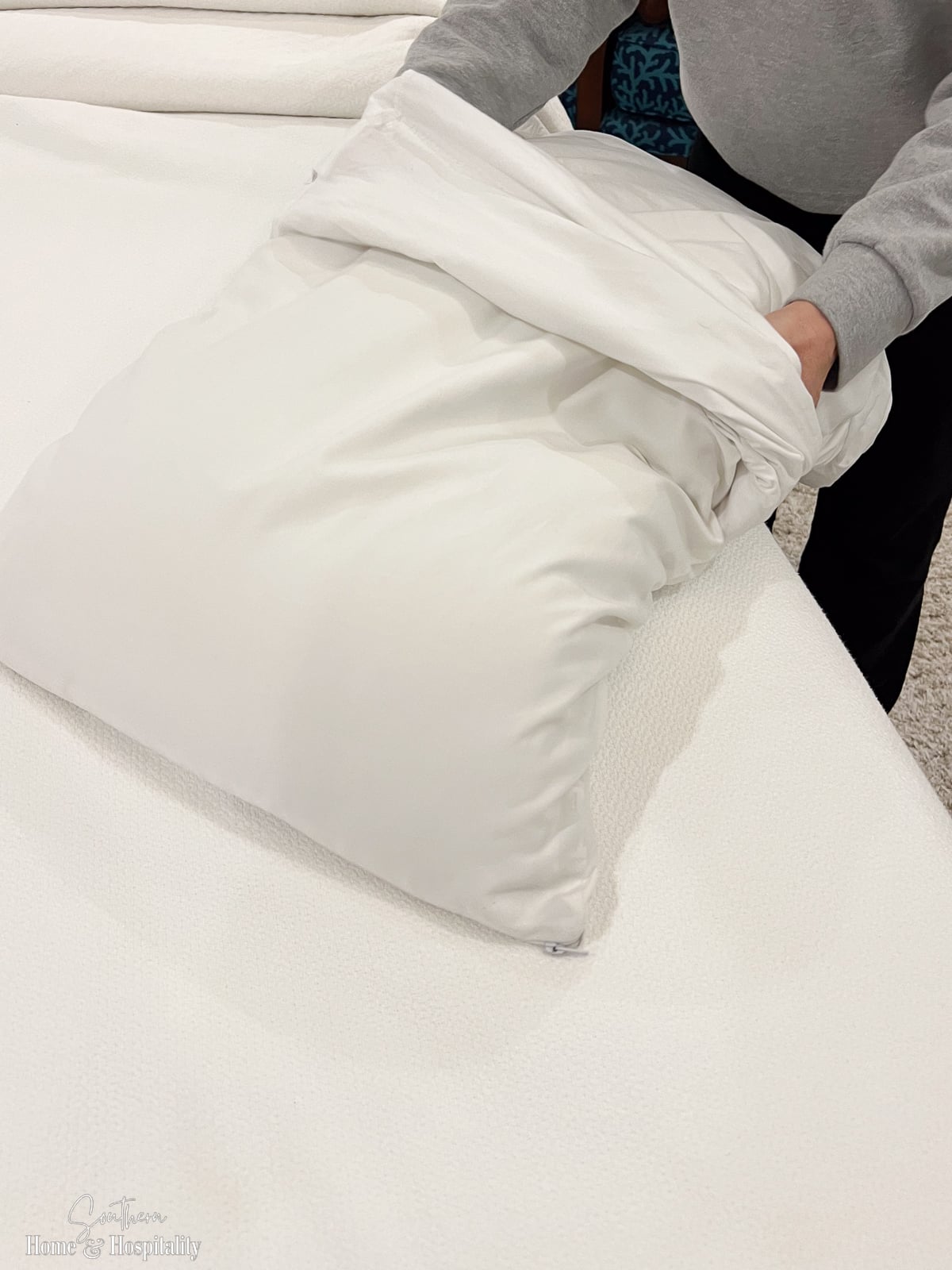 The Best Way to Put on Bed Sheets: Tips, Tricks, and Hacks - Southern Home and Hospitality