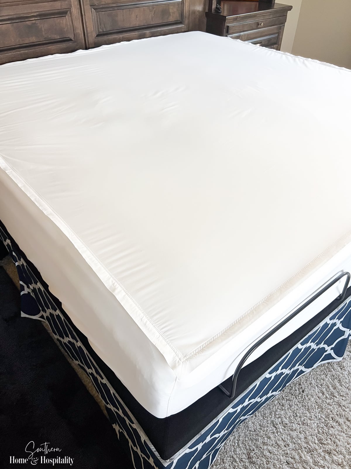 The Best Way to Put on Bed Sheets: Tips, Tricks, and Hacks - Southern ...