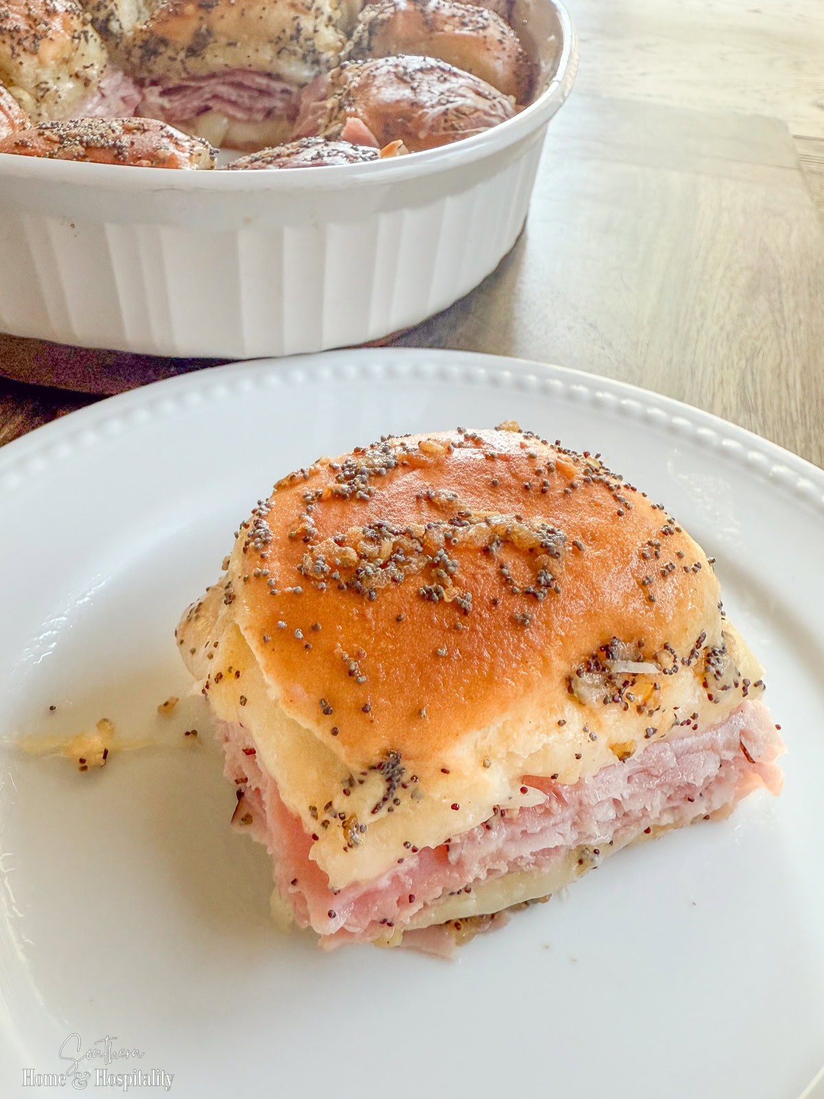 The Best Hot Ham and Cheese Sliders (Easy Make-Ahead Recipe with ...